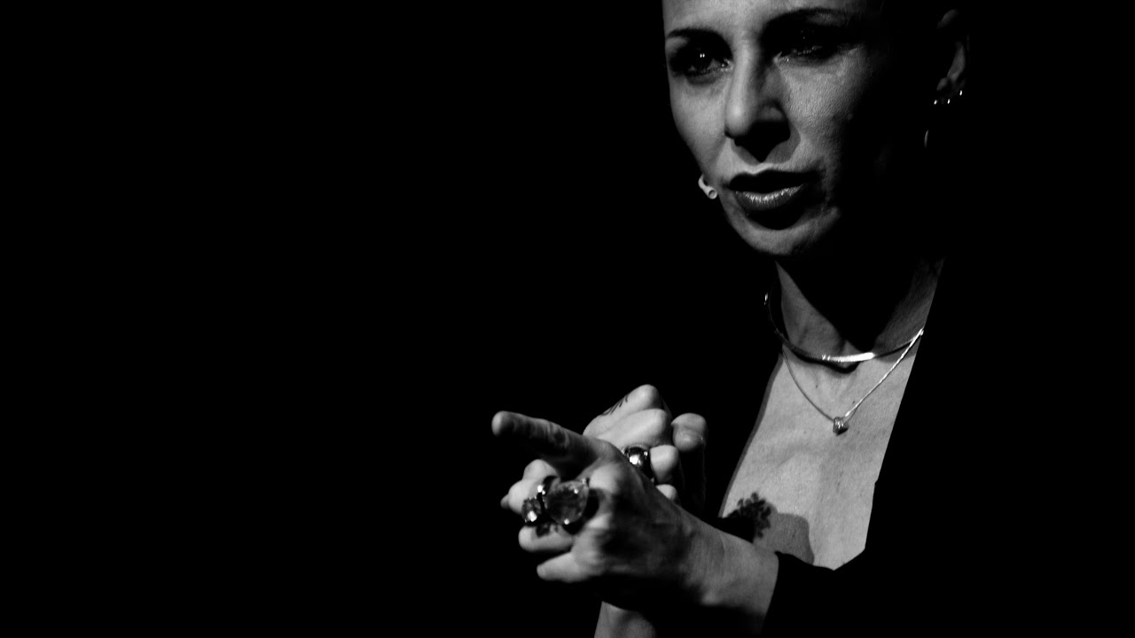 Anna Maria Castelli legge Vladimir Majakovskij "All'amato me stesso ...