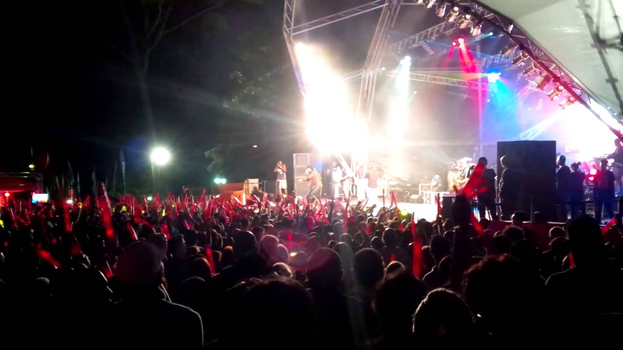 KES TUESDAY 2015 ((LIVE CLIP)) FALLIN - YouTube