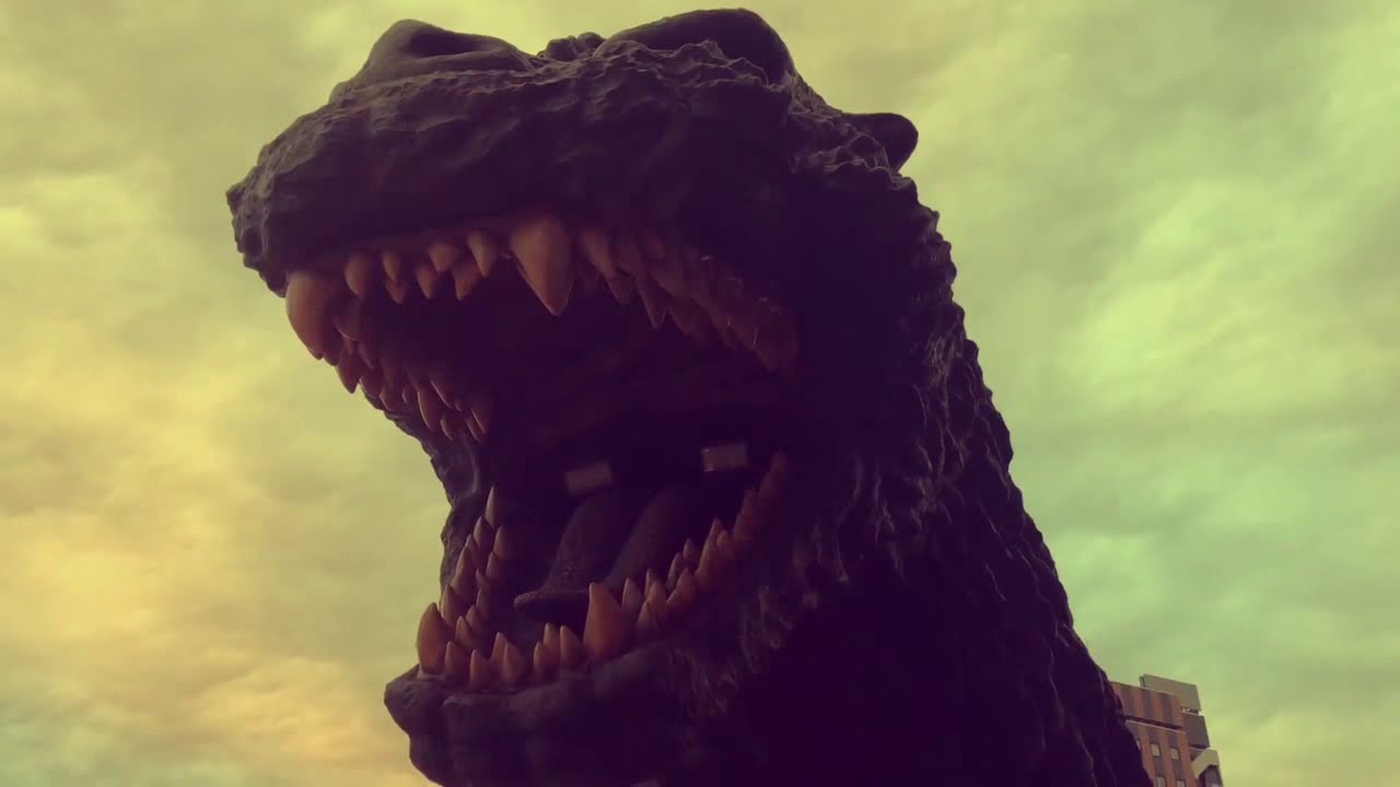 Godzilla Head in Shinjuku,Tokyo - YouTube