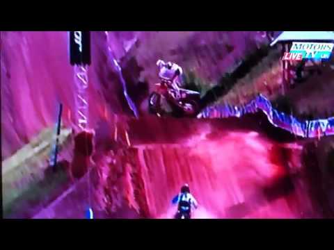Chad Reed crash at millville - YouTube