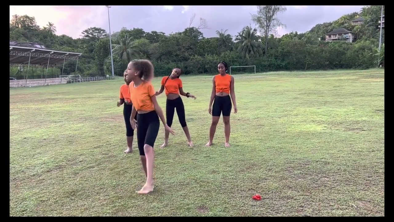 Diamonds dancing class dancing neru americano (seychelles kids) - YouTube