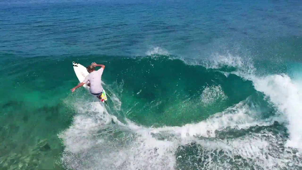 Taj Burrow, surfing Kasabu at Niyama Private Islands Maldives - YouTube