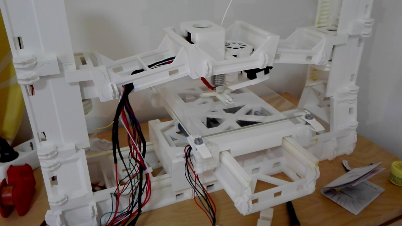 Reprap Snappy 2 replicating itself - YouTube