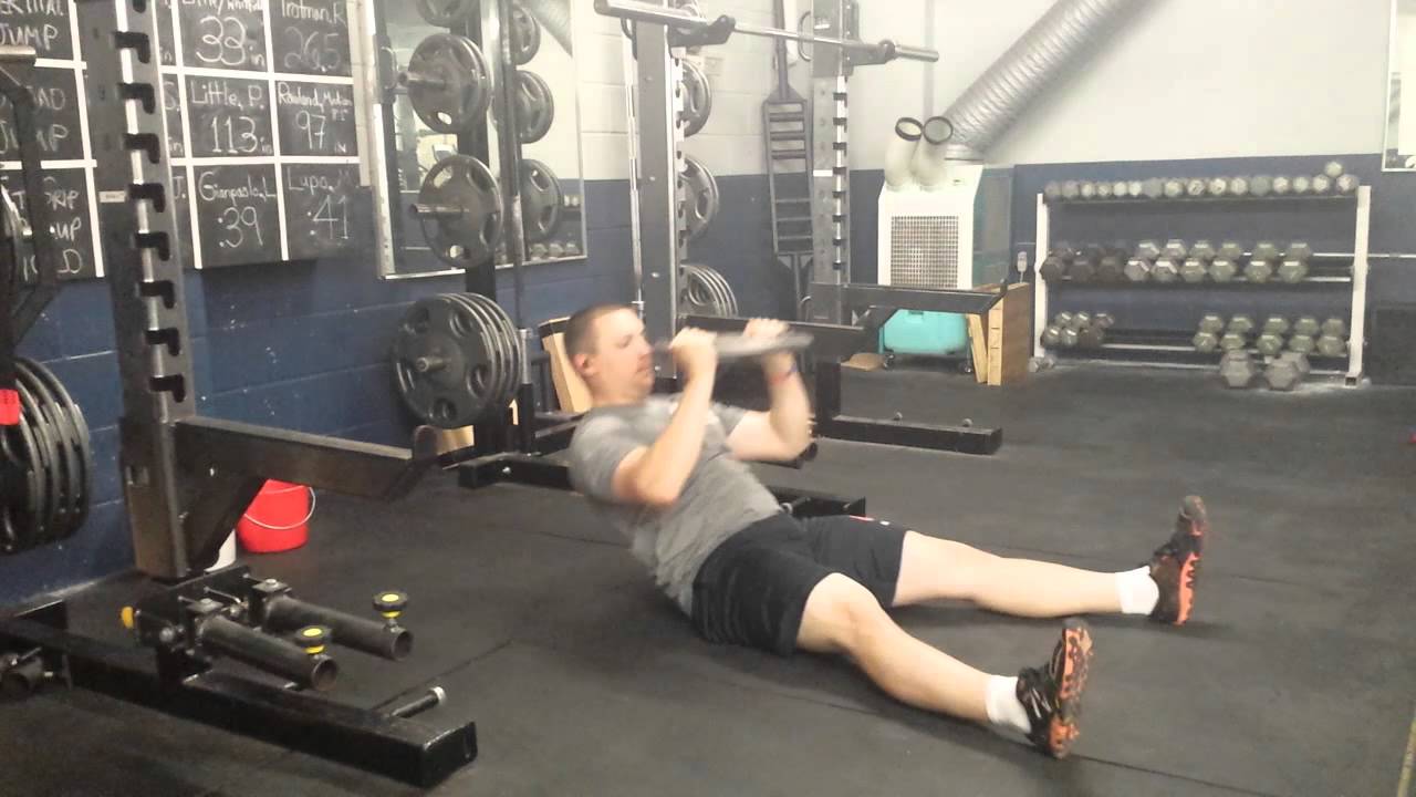 Plate Press Sit-up - YouTube