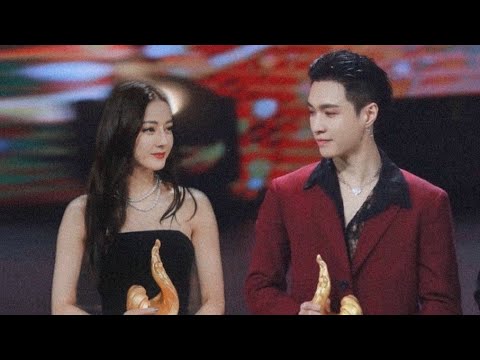 Dilraba Dilmurat x Lay Zhang Yixing, Chaumet💍Valentino, Mikimoto 😘 ...