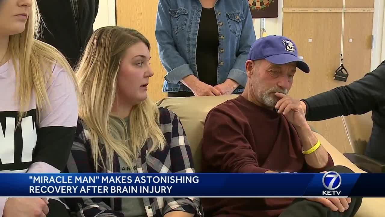 'Miracle Man' recovering after being taken off life support - YouTube