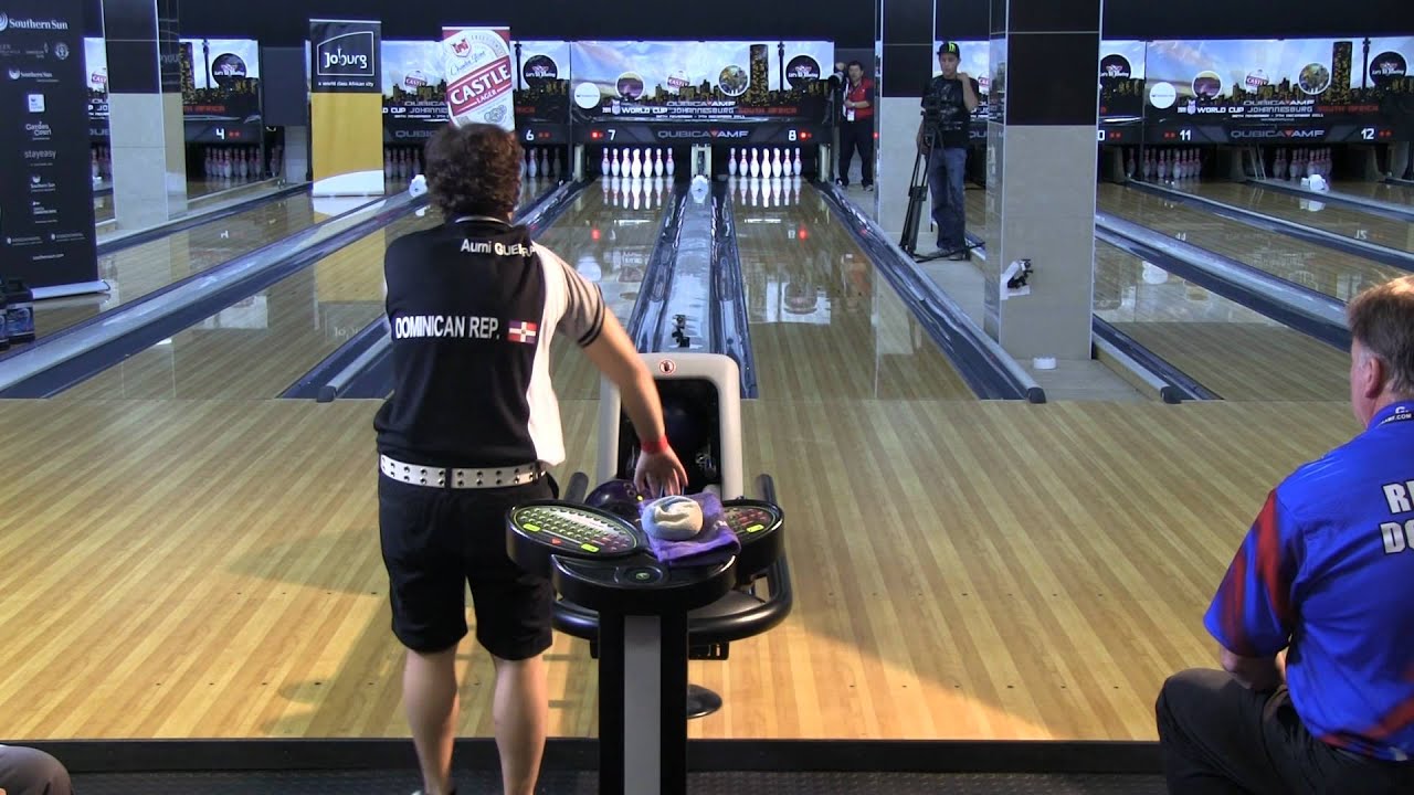 Diandra Asbaty vs Aumi Guerra - Women's Finals 2011 Bowling World Cup ...
