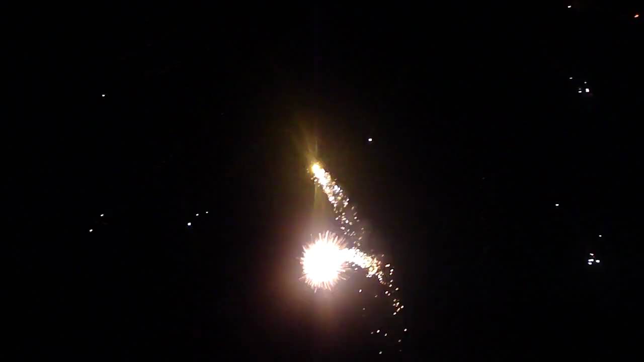 Pretty FIreworks - YouTube