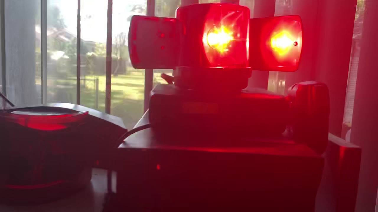 Federal Signal Fireball-2 FBII FB2 red - YouTube