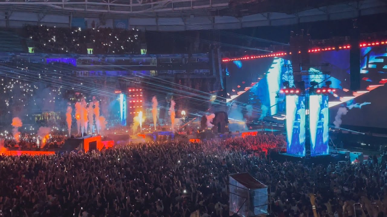 Travis Scott - HIGHEST IN THE ROOM - Brazil, Sao Paulo Allianz Parque ...