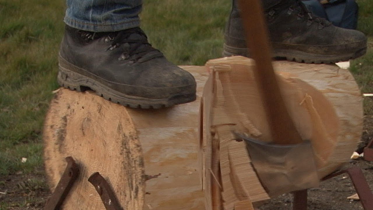 Axe racing - YouTube