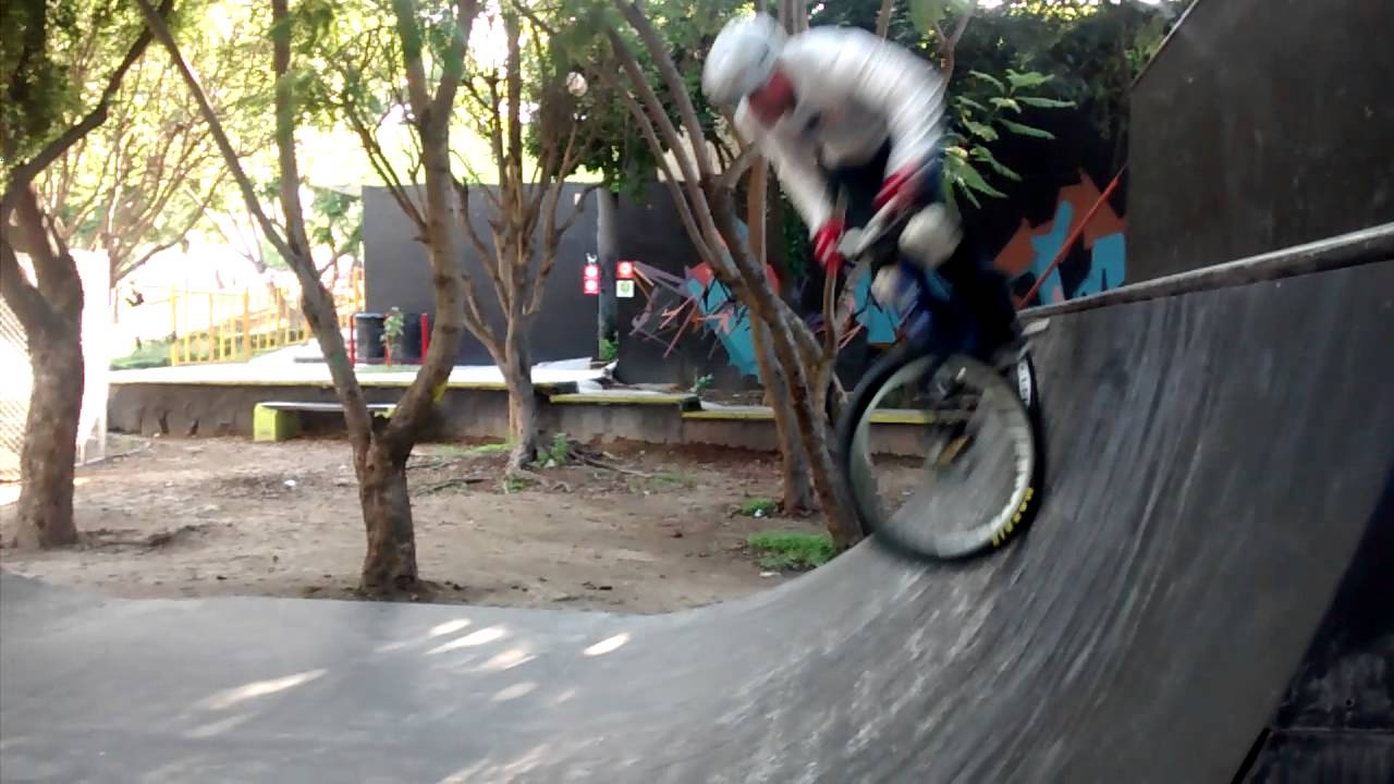 Bmx.extreme(10) - YouTube