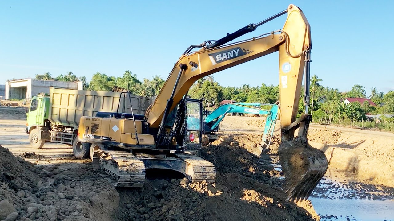 Excavator Loading Trucks Non Stop For 5 Hours - Mega Machines Masters ...