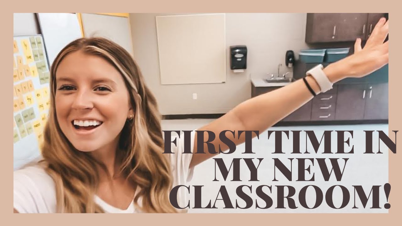 FIRST TIME IN MY NEW CLASSROOM / Vlog / 2nd Grade Teacher - YouTube