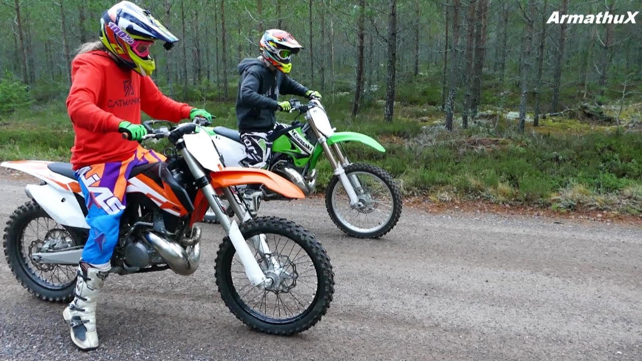 KTM SX250 vs Kawasaki KX250 - YouTube