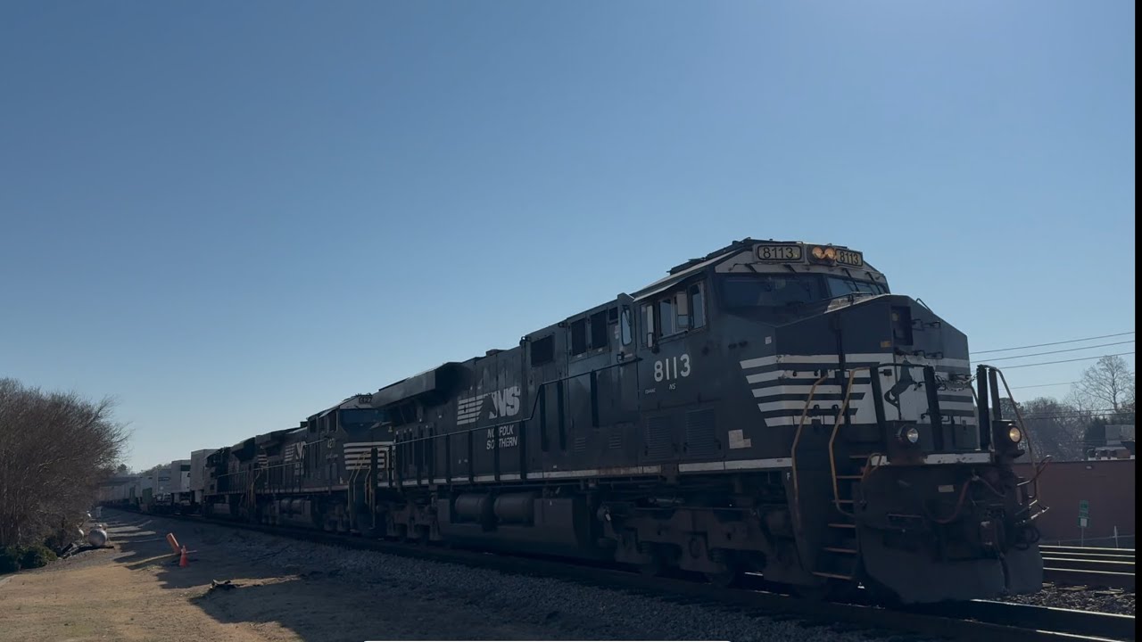 NS 26C: NS 8113 4271 1090 Austell GA - YouTube