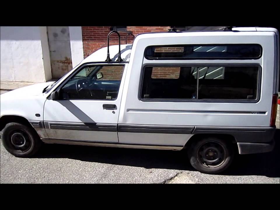 Renault Express con puerta lateral - YouTube