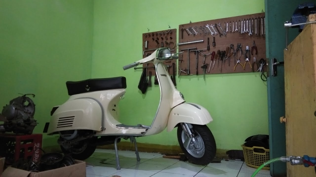 TEMPAT SERVICE VESPA DI BANDUNG TIMUR - YouTube