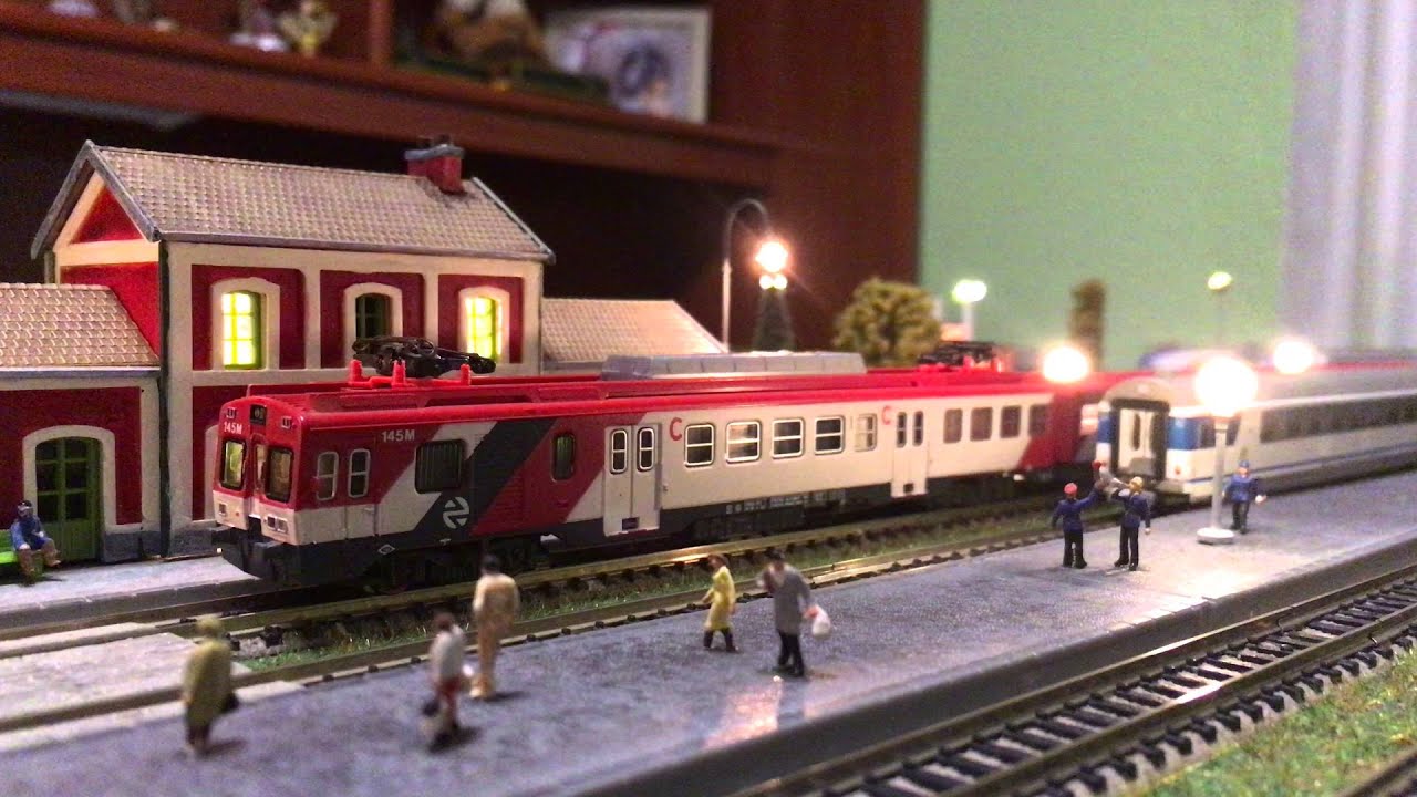 Coches Arco renfe 2000 ferromodel escala N, kit de mejora rodaje - YouTube