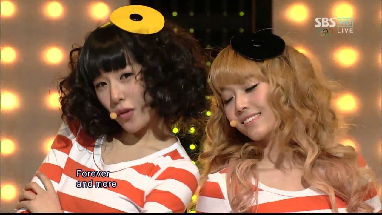 SNSD Show! Show! Show! & Oh live 100131 - YouTube
