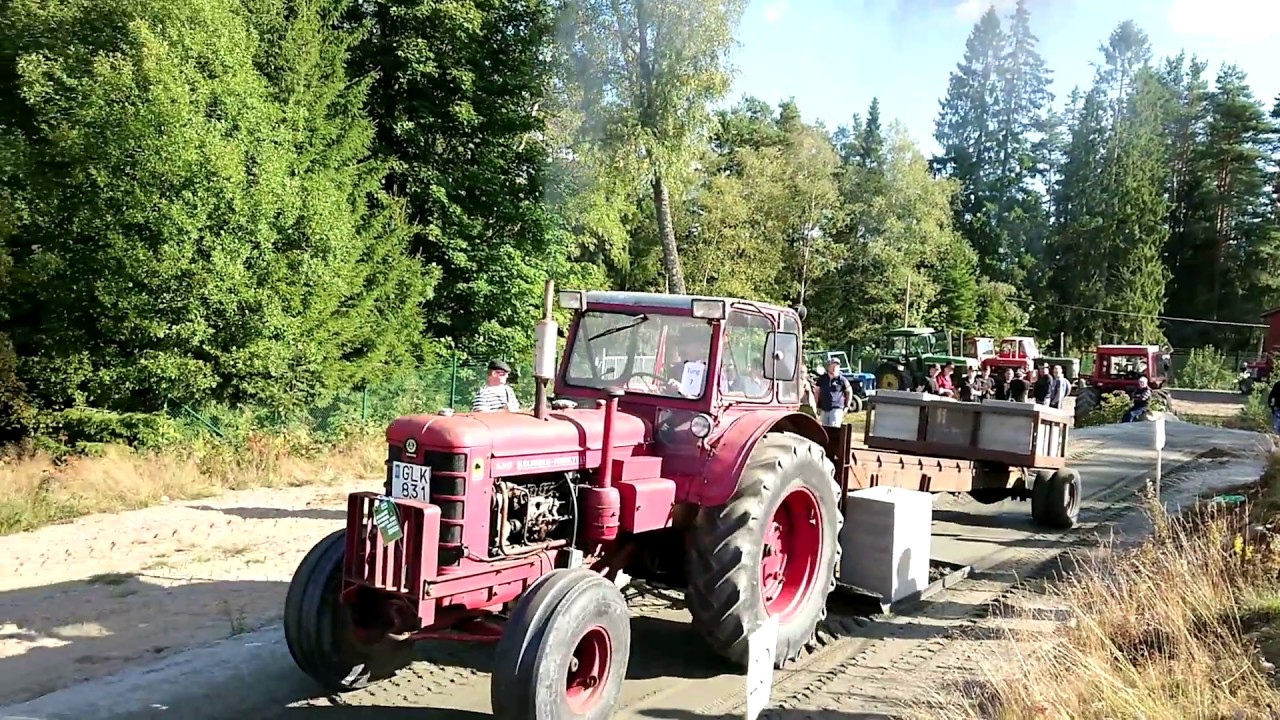 Traktorpulling BM Volvo 470 Bison Bondens dag Backamo 2017 - YouTube