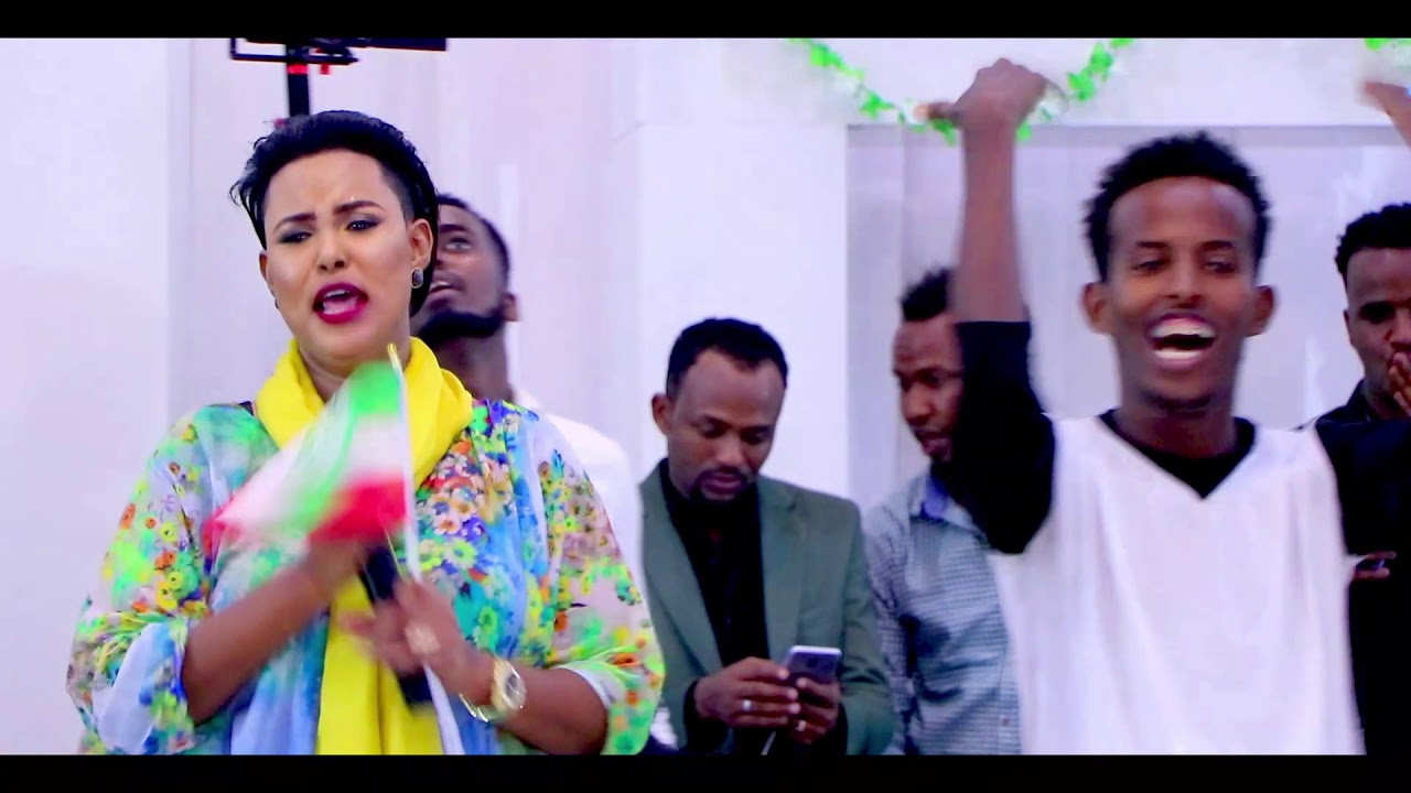 FARXIYA KABAYARE HEESTA SOMALILAND WACADRIHII SHOWGA HARGAYSA 2020 ...