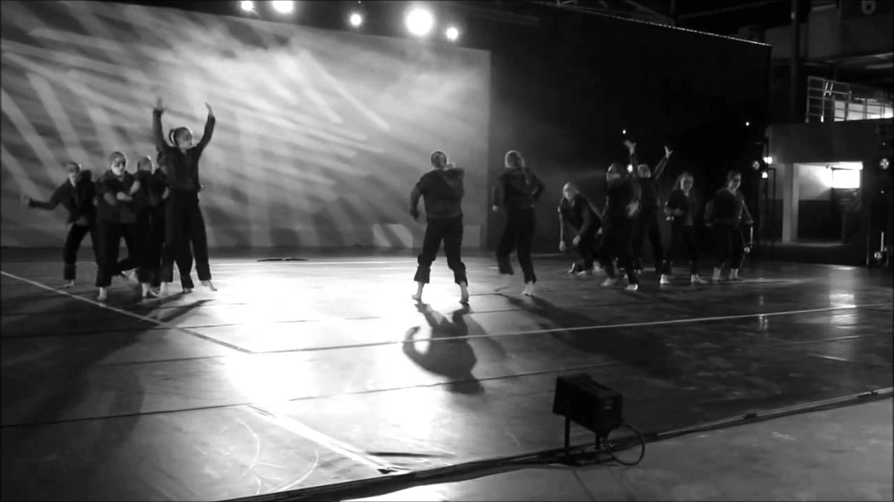In2Dance D-Verse Dansseizoen 2013 2014 - YouTube