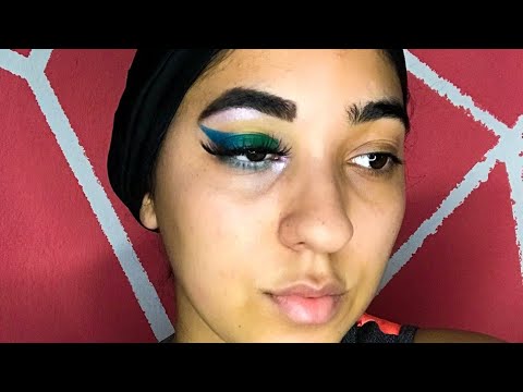 DELINEADO DIFERENTE * verde *