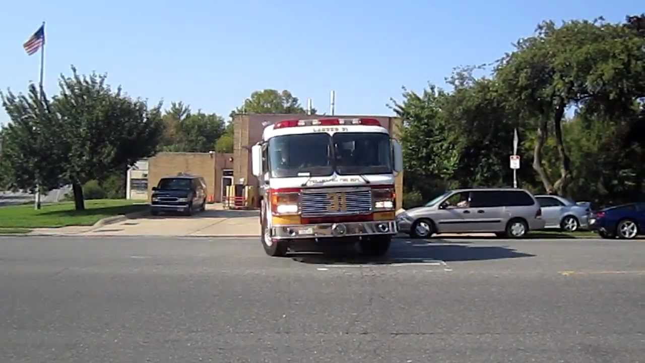 PFD Engine 22 & Ladder 31 Responding - YouTube