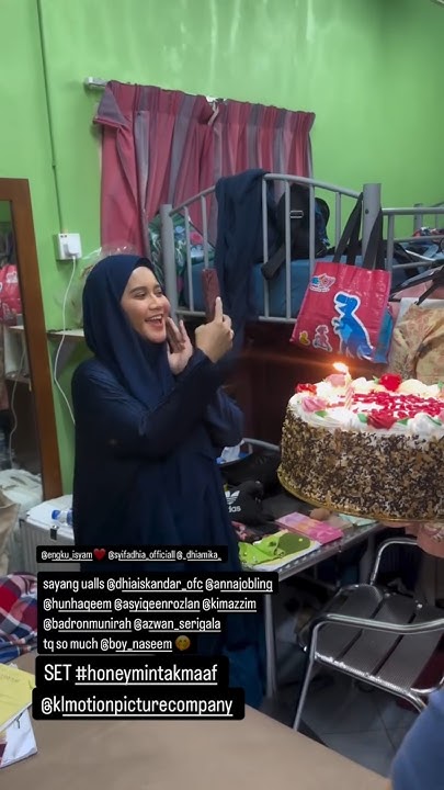 Kejutan Hari Jadi Anita Baharom... - YouTube