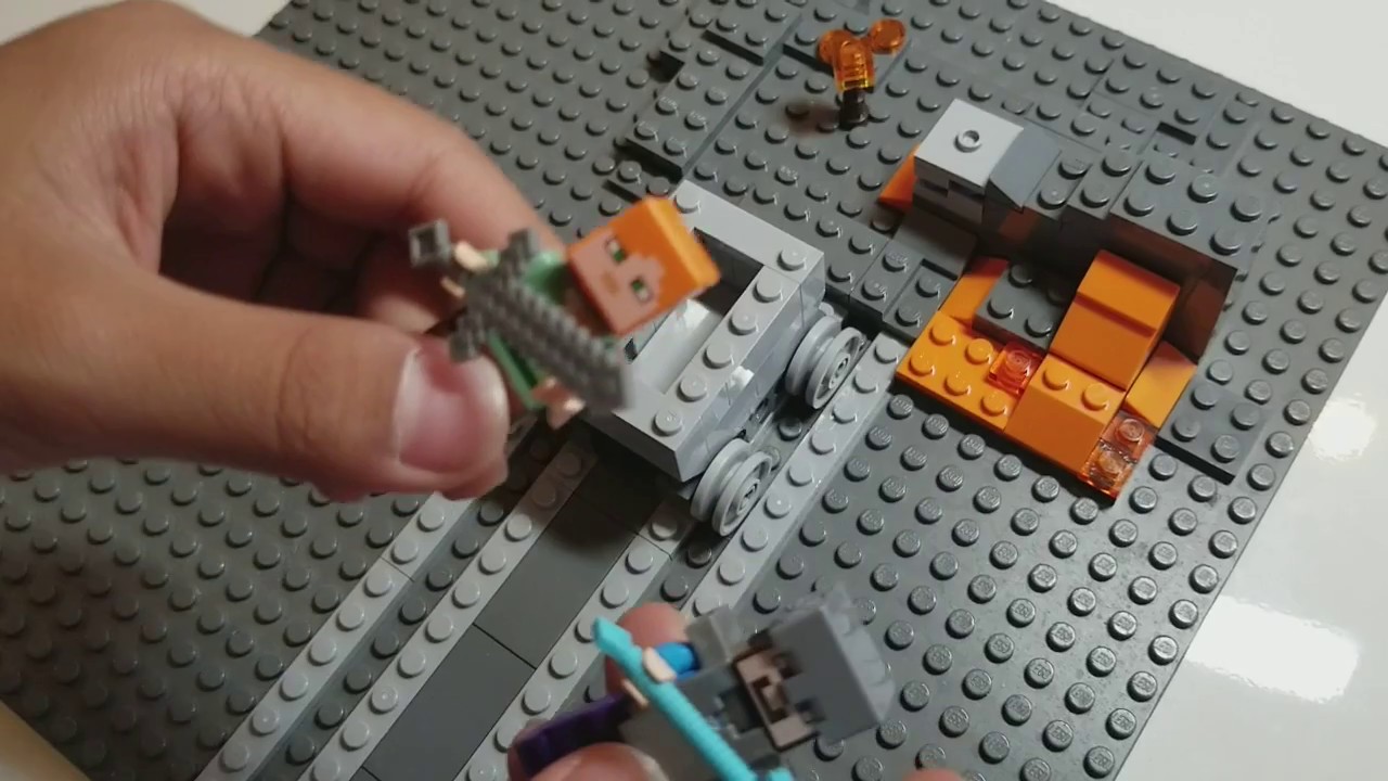 LEGO : How to build a LEGO Minecraft Minecart - YouTube