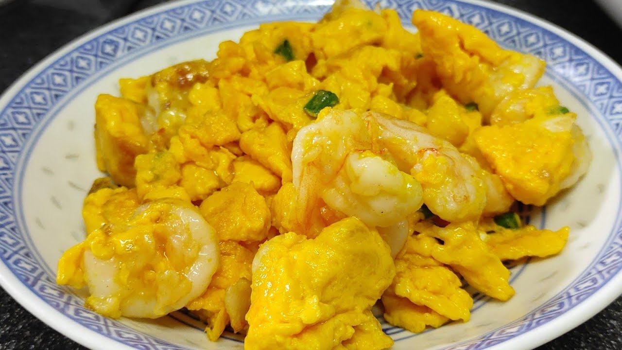 Scrambled eggs with Shrimp quick and easy cantonese style recipe - YouTube