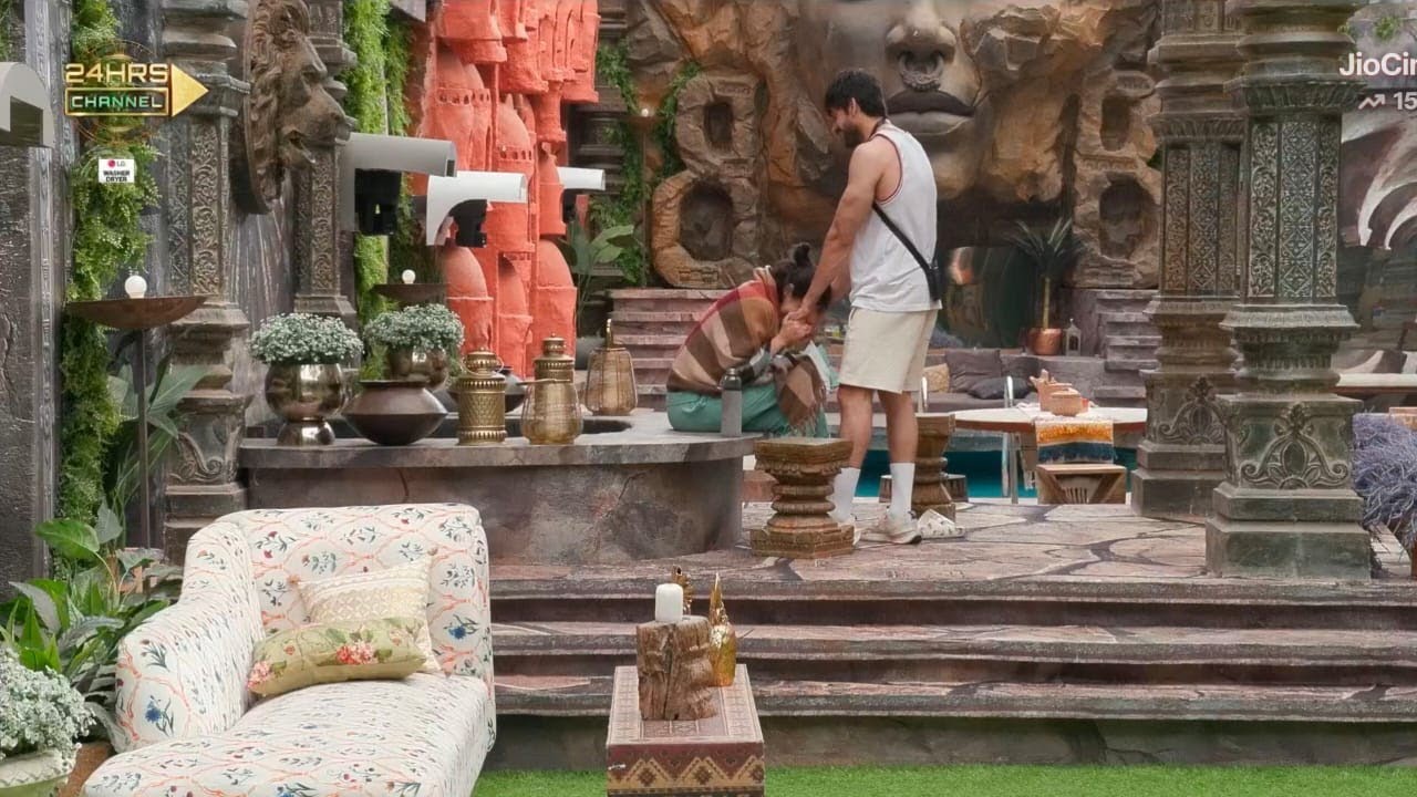 Bigg boss 18 live : Eisha ने Avinash के सामने सर झुकाकर Filmy अंदाज में किया propose,Avinash ...