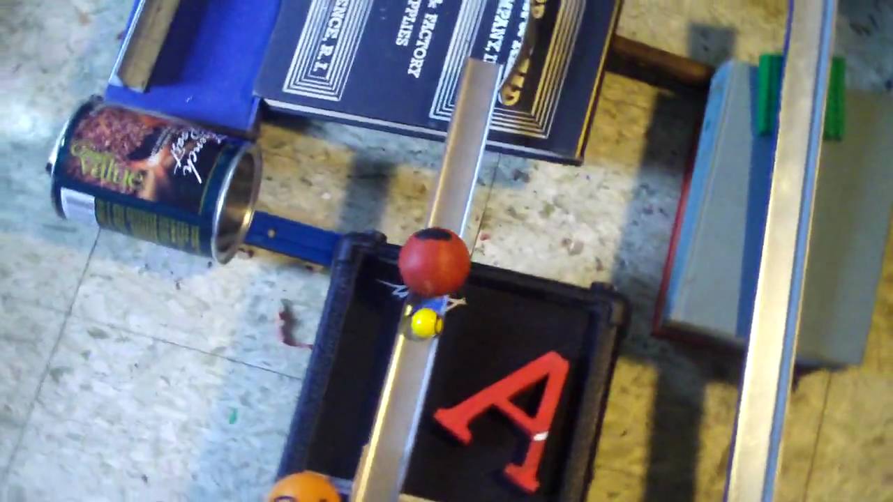 Disarmer- Rube Goldberg Pythagoras Switch ピタゴラスイッチ 23 - YouTube