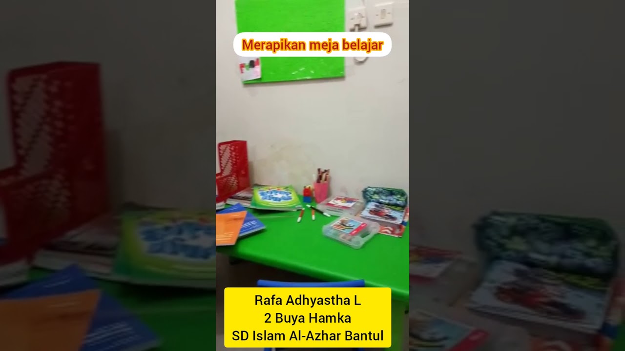 Merapikan meja belajar - YouTube