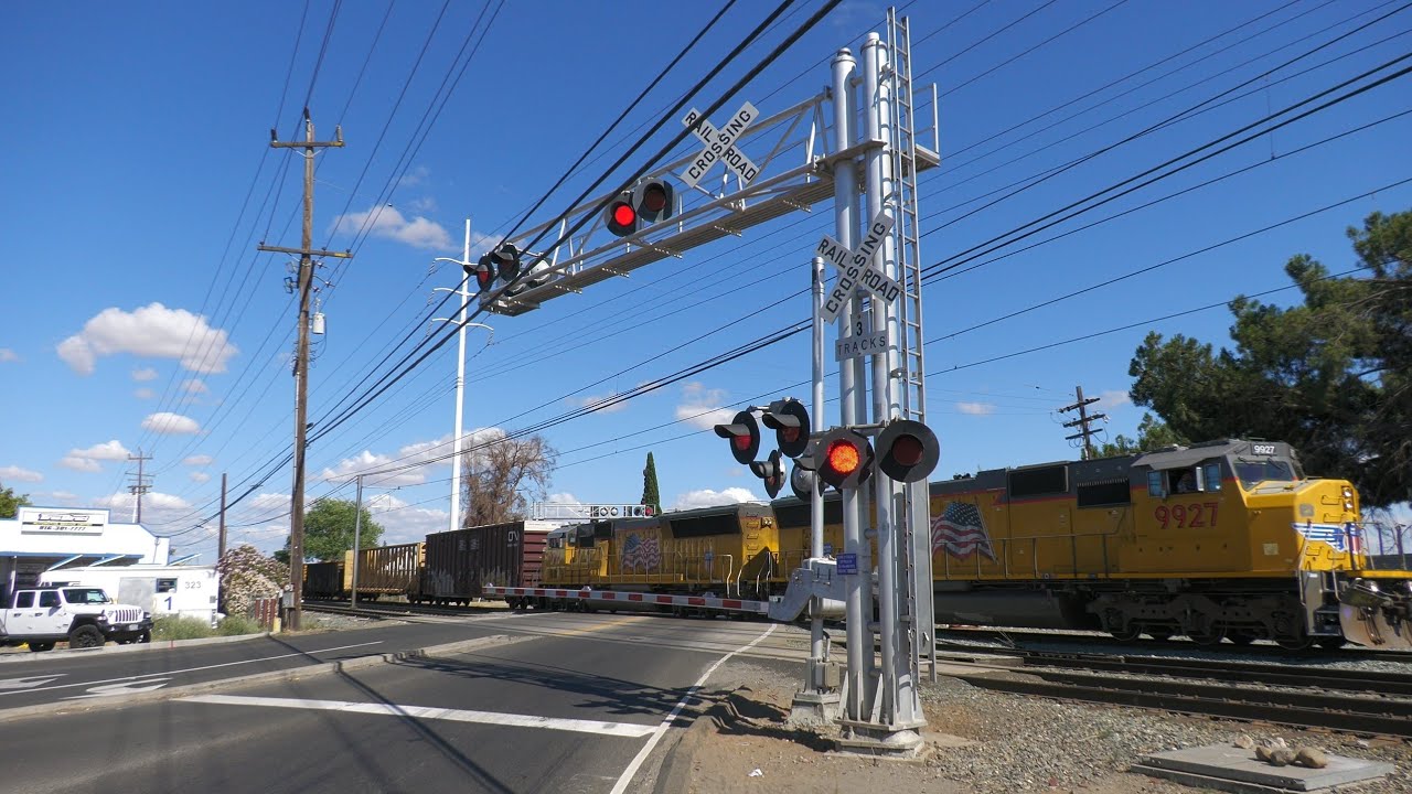 UP 9927 Rocklin Rocket Local & Light Rails - Jackson Rd. Railroad ...