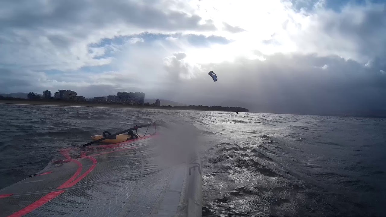 14210014-WINDSURF SANTA CLAUS,PAPA NOEL,LAREDO,CANTABRIA. - YouTube