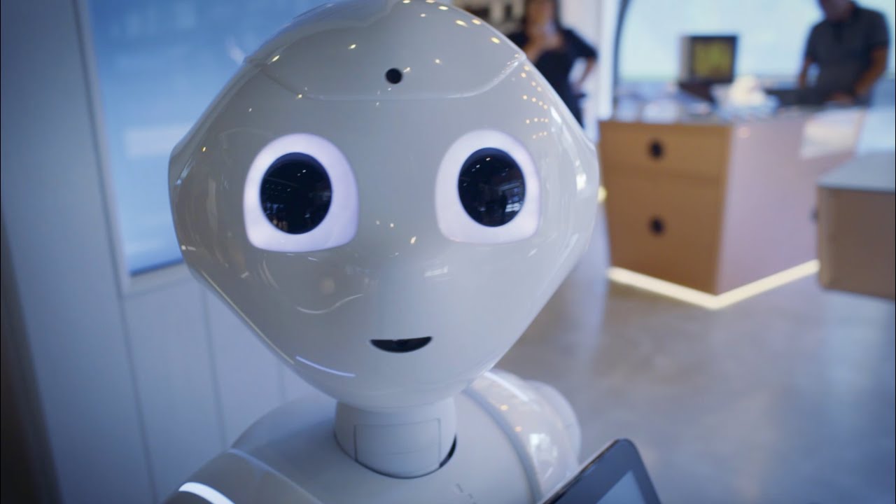Pepper-robotti tuli Elisa Kulmaan - YouTube