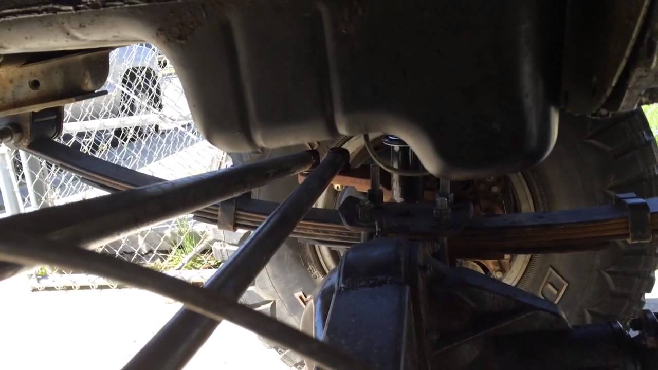 Solid axle Nissan - YouTube
