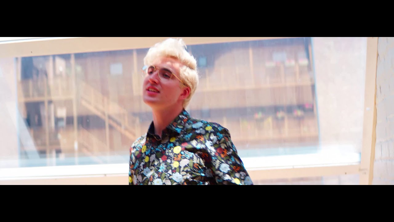 Larry Anthony - She's There [OFFICIAL MUSIC VIDEO] - YouTube