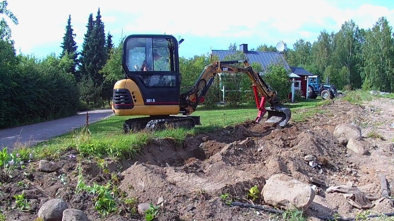 Backfilling the cable trench. - YouTube