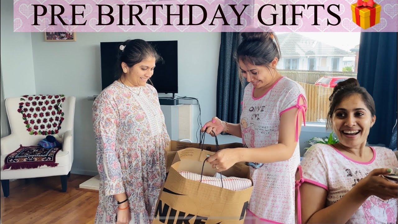 PRE BIRTHDAY GIFTS FOR HER 🎁| SHOPPING FROM OUTLET MALL AT 50% DISCOUNT ...