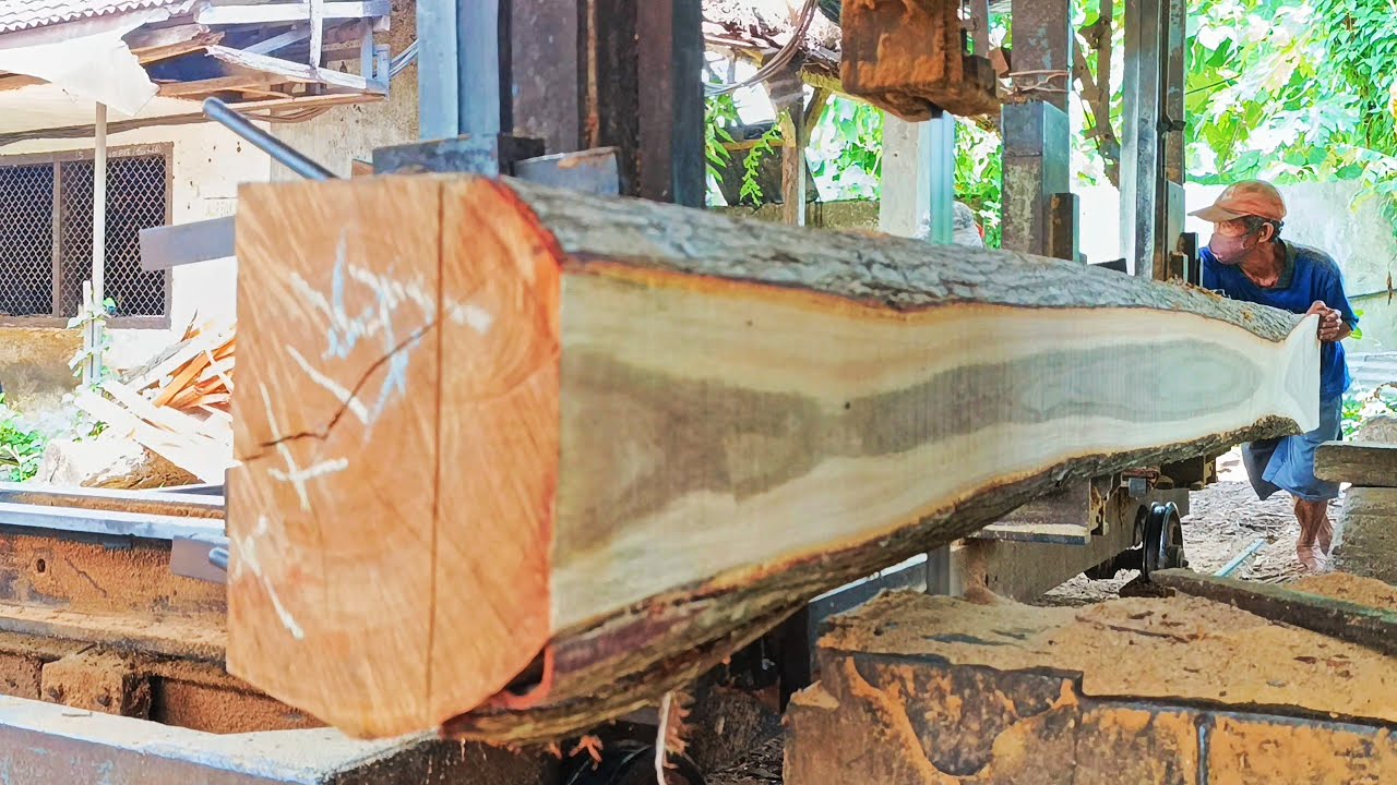 The process of making acacia wood blocks 4 meters long - YouTube