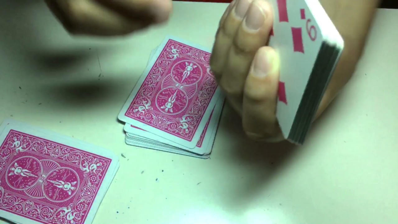 Super simple self working card trick revealed - YouTube