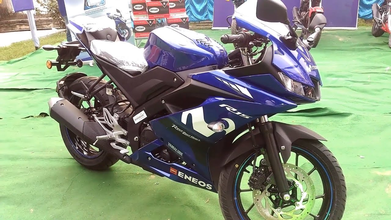 YAMAHA YZF R15 V3 MOTO GP EDITION - YouTube