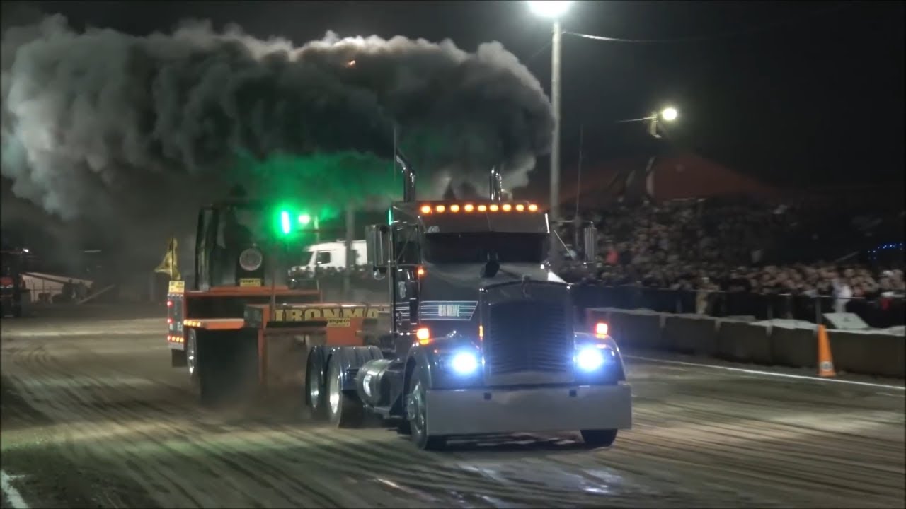 Semi Pulling at Expo Richmond Fair 2018 by ASTTQ 4K - YouTube