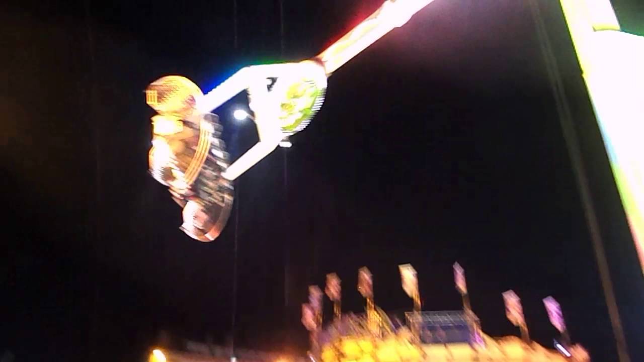 Cambrai (59) Foire aux Manèges 2016 - Infinity - YouTube