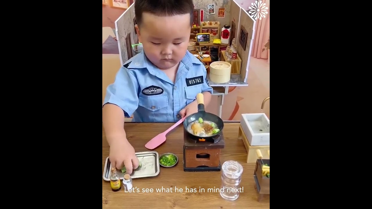 Little chef cooking in his small kitchen! - YouTube