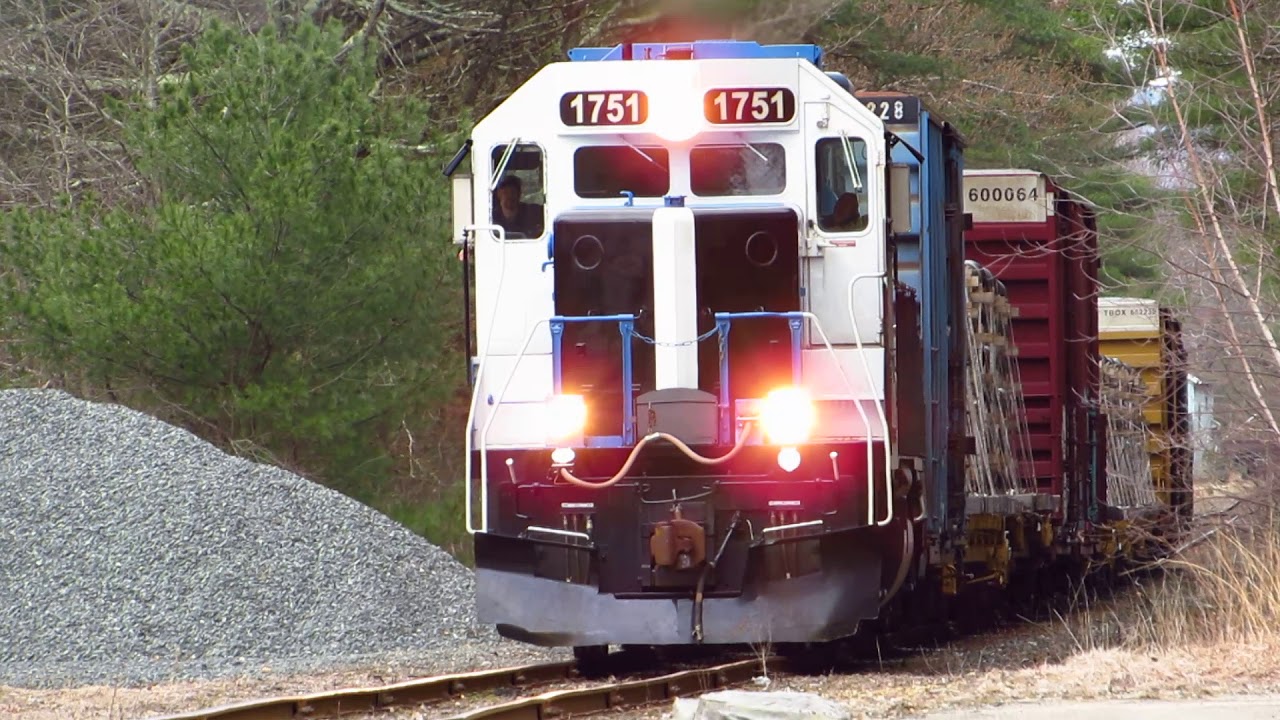 Heavy Train Northbound on the Ware River Secondary. - YouTube