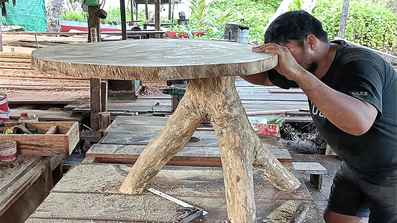 creative ideas only from tree trunks // make a natural table from tree ...